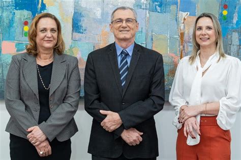 COMPETÊNCIA E CREDIBILIDADE MARCAM OS ANOS DE CARREIRA JURÍDICA DO ADVOGADO JOSÉ ADEMIR