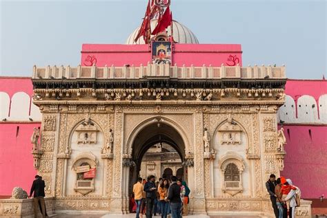 Bikaner Drop With Visit Camel Breeding Centre And Karni Mata Temple