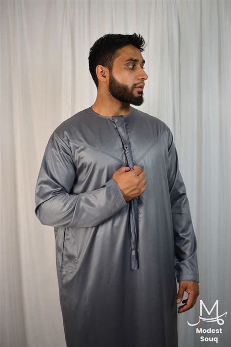 Silver Grey Emirati Thobe Shiny Modest Souq