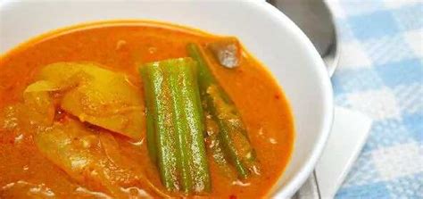 How To Make Ladys Finger Okra And Tomato Curry Recipe