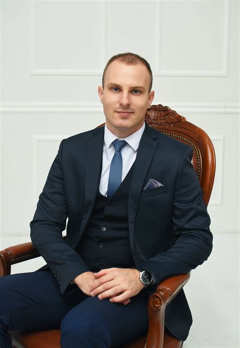 Адвокат Малик Олександр Володимирович Спадщина що варто знати Прийняти спадщину мають право