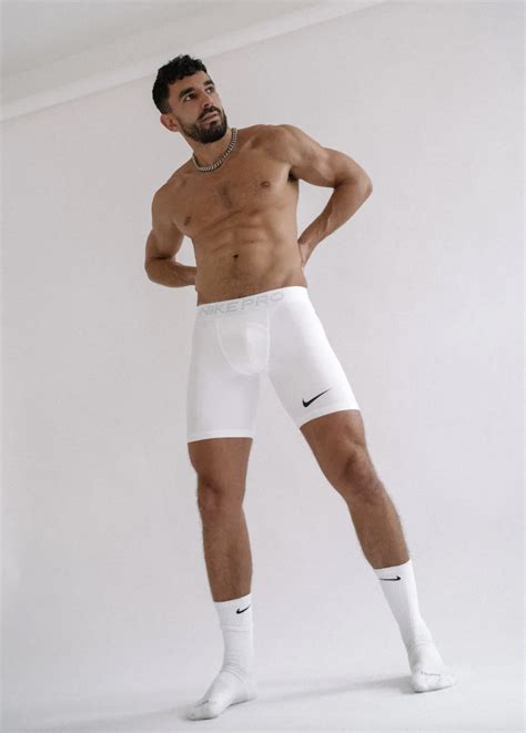 Nsfw Matt Rogers Strips Out Of His Footie Kit And We Have No Complaints Cocktails Cocktalk