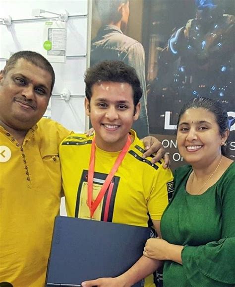 Vansh Sayani ️ Nibir On Instagram 𝑭𝒐𝒍𝒍𝒐𝒘 𝑺𝒖𝒑𝒑𝒐𝒓𝒕 𝑴e 𝑭𝒐𝒍𝒍𝒐𝒘 Vanshsayaniislif Cute