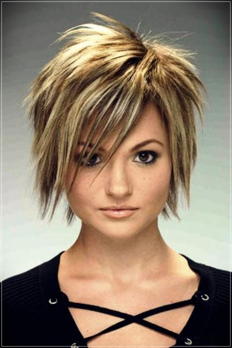 Different Types Of Short Layered Hairstyles Short And Curly Haircuts