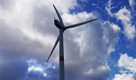 Vier neue Windkraftanlagen Antrag für den Windpark bei Unterberken ist