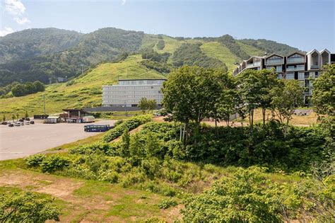 Niseko Hirafu Prime Ski In Development Land H2 Christies