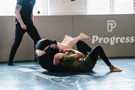 Mastering the Arm Triangle Choke | Progress Jiu Jitsu – Progress Jiu Jitsu UK