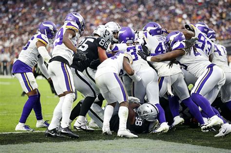 Photograph Raiders Beat Vikings 26 20 In Preseason Game Las Vegas