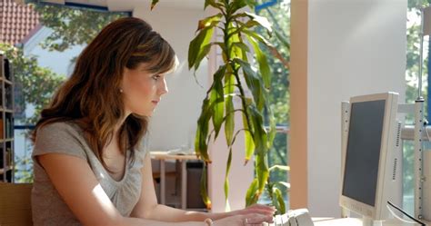 5 Steps To A Powerful LinkedIn Profile Women Entrepreneurs The Secrets Of Success Blog