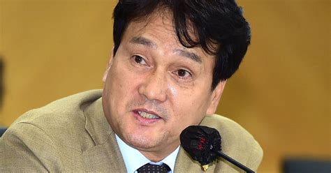 ‘李방탄으로 떨어진 당지지율에‘박홍근 단식 주장한 안민석