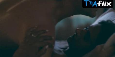 Sarayu Blue Sexy Scene In Expats Tnaflix Com