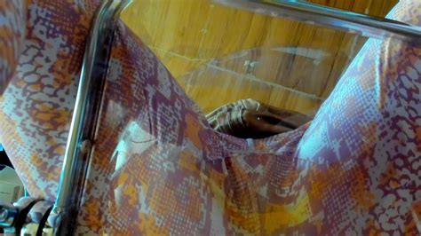 レギンス姿の日本人女性の黄色いおしっこ。 Free Sex Video Redtube