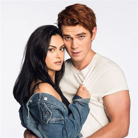 Camila Mendes „kj Apa Ist Dumm Egoistisch Und Ein Lügner Bravo