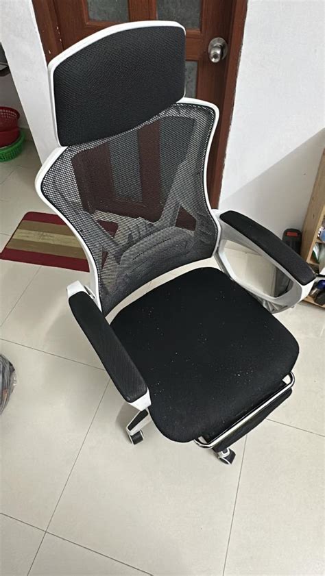 Pass Đồ Sinh Viên Giá Rẻ Tphcm Mình Cần Pass Ghế Này ạ ở Khu Vực