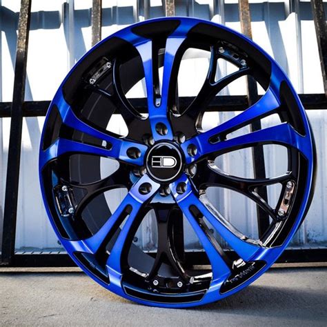 Hd Wheels Spinout Gloss Black With Blue Machined Face