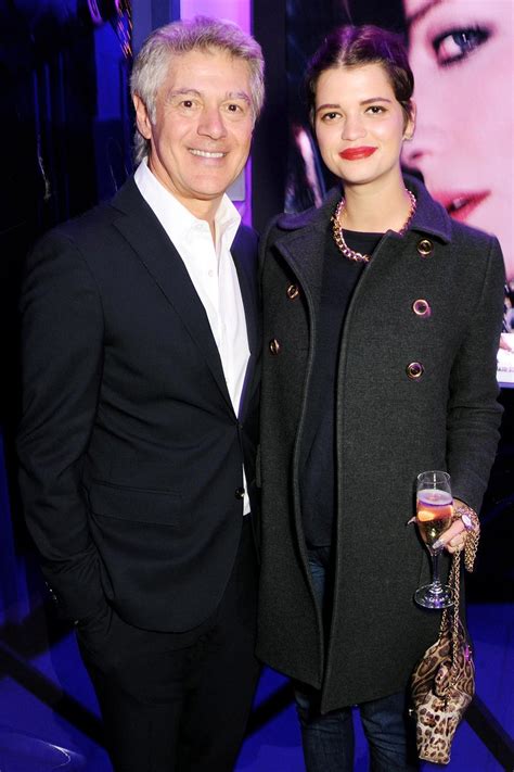 Sister Act Pixie And Fifi Trixibelle Hit The Luminous Dancefloor For