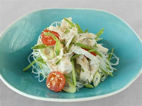 Vietnamese Chicken And Vermicelli Salad Eat This Much