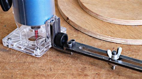 How To Make Circle Cutting Jig For Trim Router Mistry Maketool
