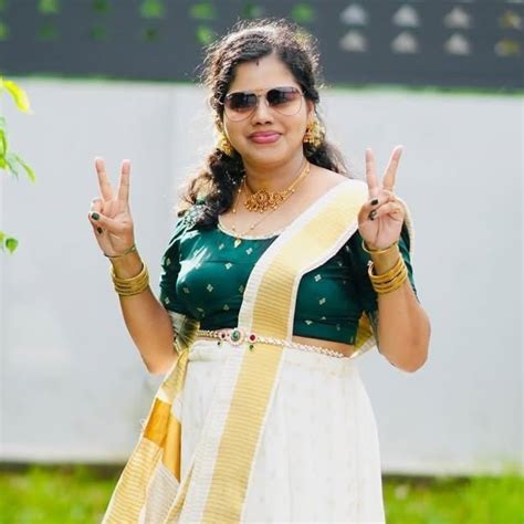 Divya Sujith Divya Sujith • Threads Say More