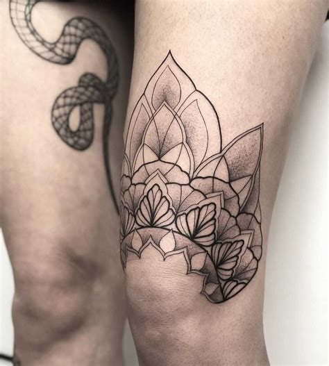 Half Mandala Inked Above The Left Knee By Tattooist Spence Zz Tattoo Z Tattoo Knee Tattoo