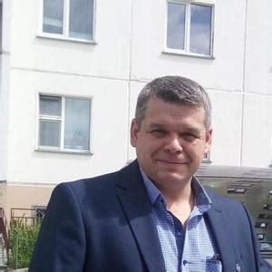 Максим, 44 года, по знаку зодиака Козерог хочет познакомиться с ...