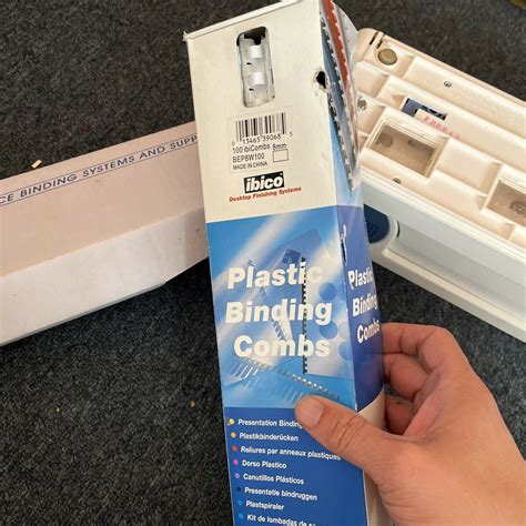 Celcast Docubind Binding And Punching Machine With Plastic Binding Combs