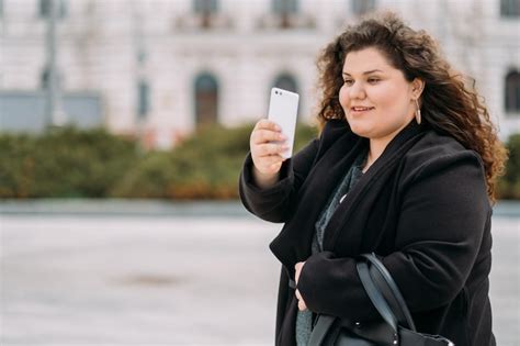 Premium Photo Enjoying Walk Happy Plus Size Woman Catch Moment