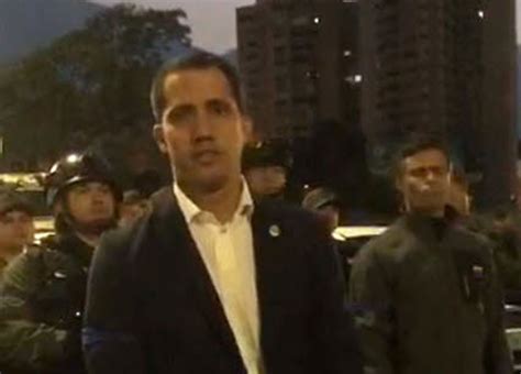 ベネズエラ、グアイド国会議長が政権崩壊を宣言－軍に決起呼び掛け Bloomberg