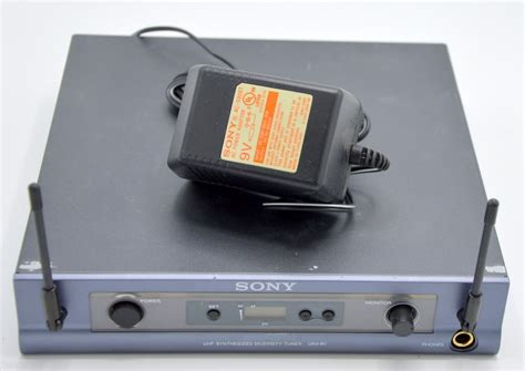 Sony Uhf Synthesized Diversity Tuner Urx R1 Frequency Range 66 69 W