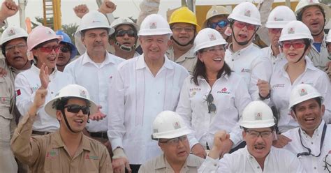 Pemex Descubrió Un Gigantesco Yacimiento Con Reservas De Hasta 700