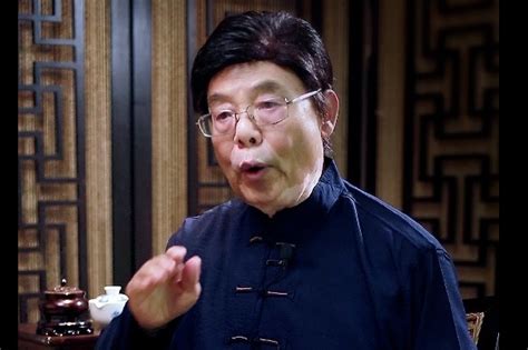 老范解说红楼梦诗词第七讲幻境真假人间有无上 凤凰网视频 凤凰网