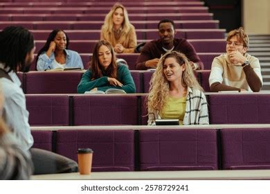 95502 University Lecture Hall With Students Royalty Free Images Stock