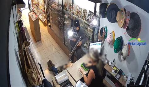 Portal Caparaó Bandidos Assaltam Joalheria Em Manhumirim