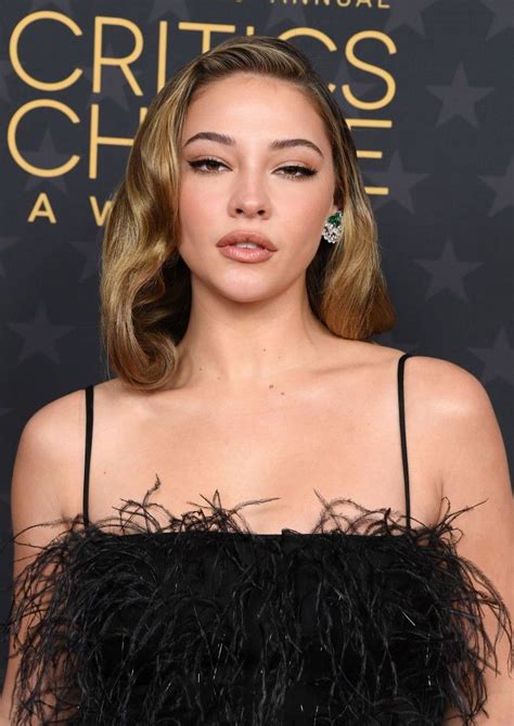 Madelyn Cline 28th Annual Critics Choice Awards In Los Angeles