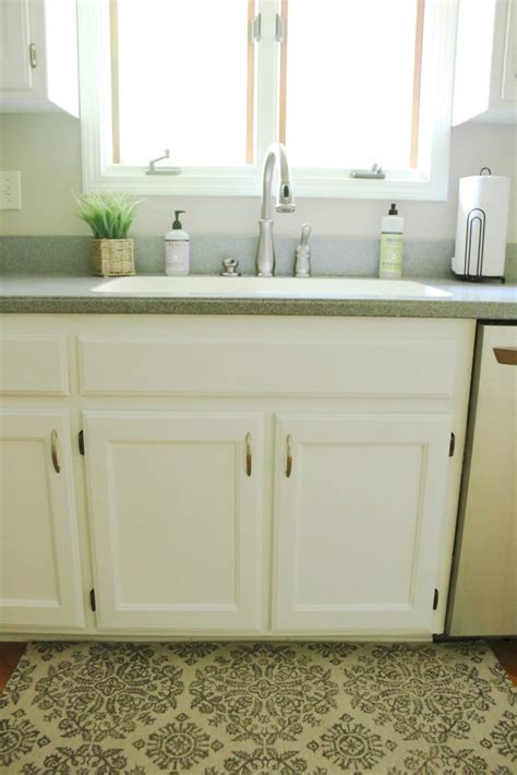 Chalk Painted Kitchen Cabinets From Honey Oak To White