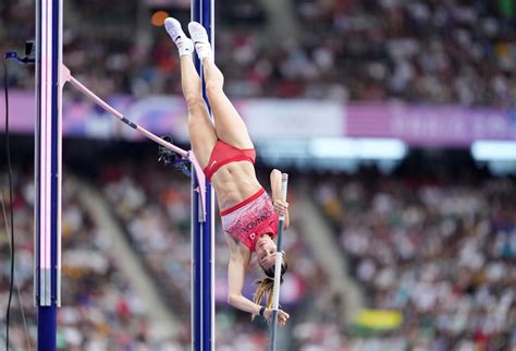 Canadas Alysha Newman Wins Bronze In Pole Vault At Paris Olympics