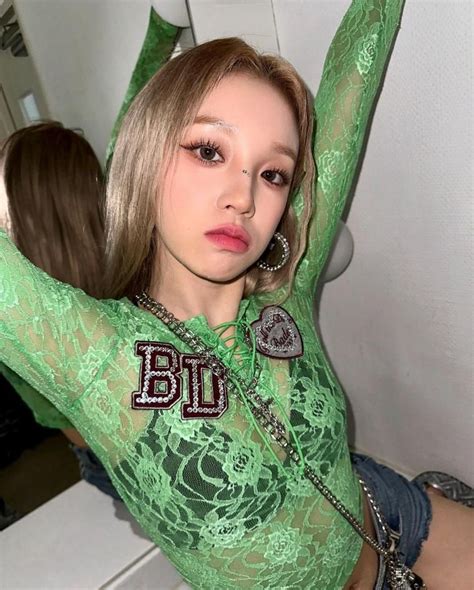 여자 아이들 우기 시스루 블랙 브라 코리안탑걸