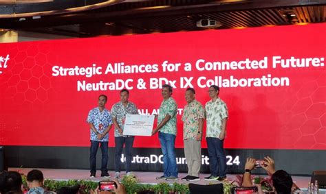 Berca Hardayaperkasa Dukung NeutraDC Summit 2024 Mengupas Peran Data