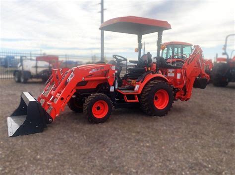 Kioti CX2510HX TLB 25HP 4x4 Tractor Loader Backhoe