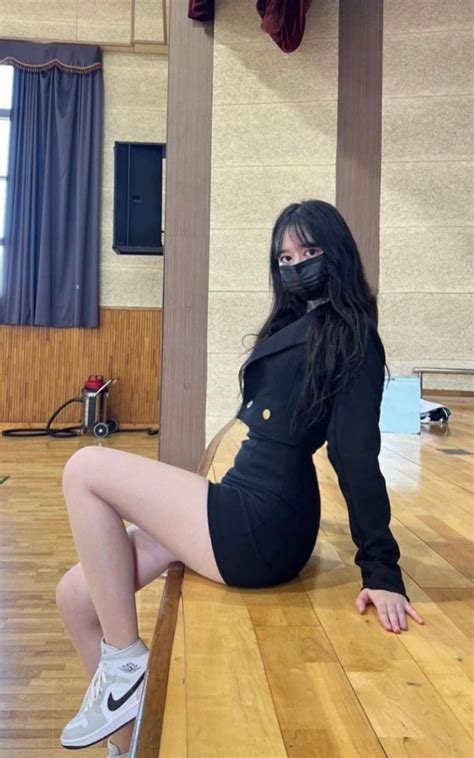 내 저장에 있는 린님의 핀 여자 교복 여성 수영복 교복 스타일