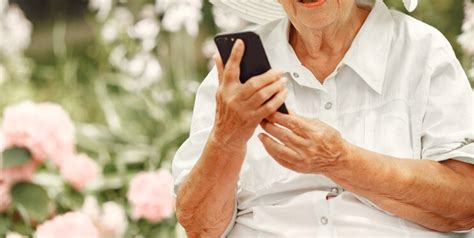 Moja matka zadzwoniła do mojej żony i zażądała abym oddał połowę swoich oszczędności siostrze