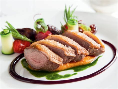 15 Most Romantic Restaurants In Florida For A Divine Date Night