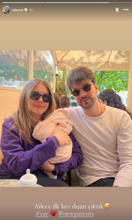 Eda Eceden Ilk Aile Pozu Evli Mutlu çocuklu Mavi Kadın