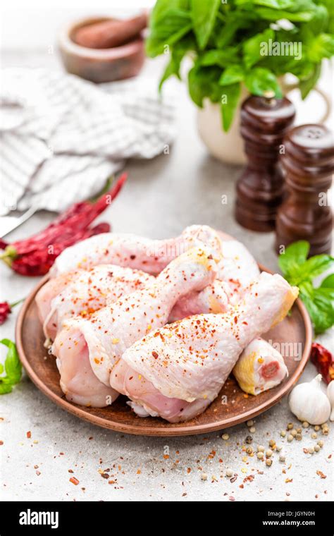 Raw Chicken Legs Drumsticks Stock Photo Alamy