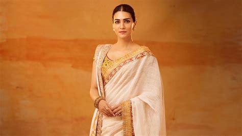 Dyk Kriti Sanon Wore Exquisite Saree With 24 Karat Gold Print For