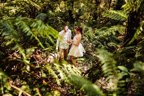 Lake Elizabeth Elopement Lives On Love Street