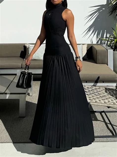 Bodycon Sleeveless Hollow Pleated Mock Neck Maxi Dress