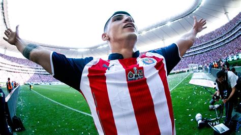 ¡chivas Logra Acuerdo Con Alan Pulido El Rebaño Está Muy Cerca De