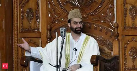 Jama Masjid Shut Mirwaiz Not Allowed To Address Shab E Baraat