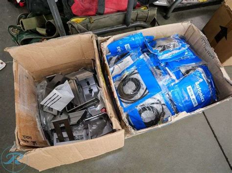 Tray Of Autonics Pr18 8dn Proximity Sensors With Brackets Roller Auctions